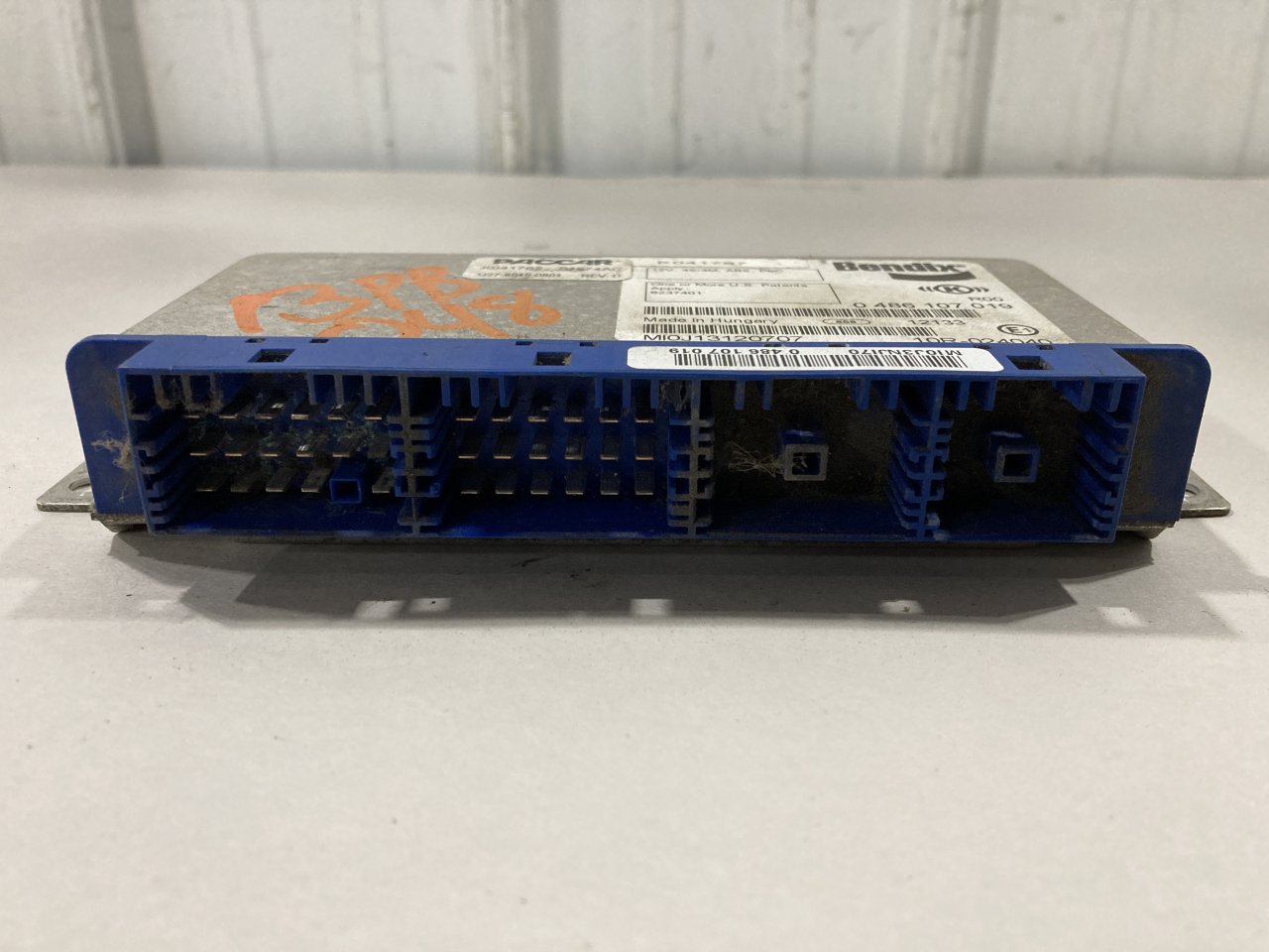 10R-024040 | Peterbilt 587 Brake Control Module (ABS) for Sale