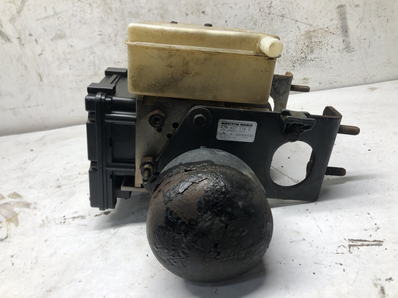 4784071140 | International DURASTAR (4300) Brake Control Module (ABS) for S