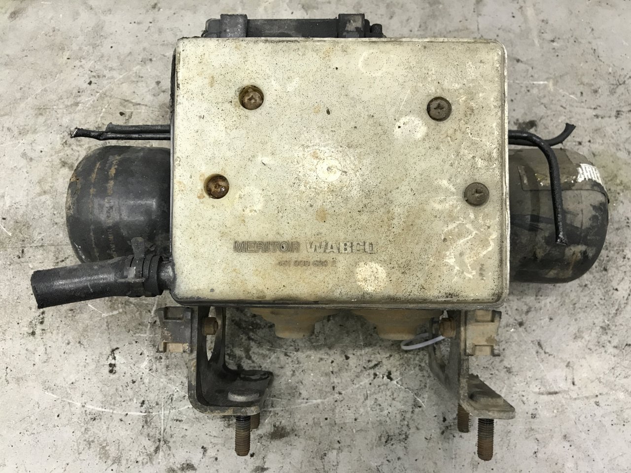 451-900-523-2 | International DURASTAR (4300) Brake Control Module (ABS) fo