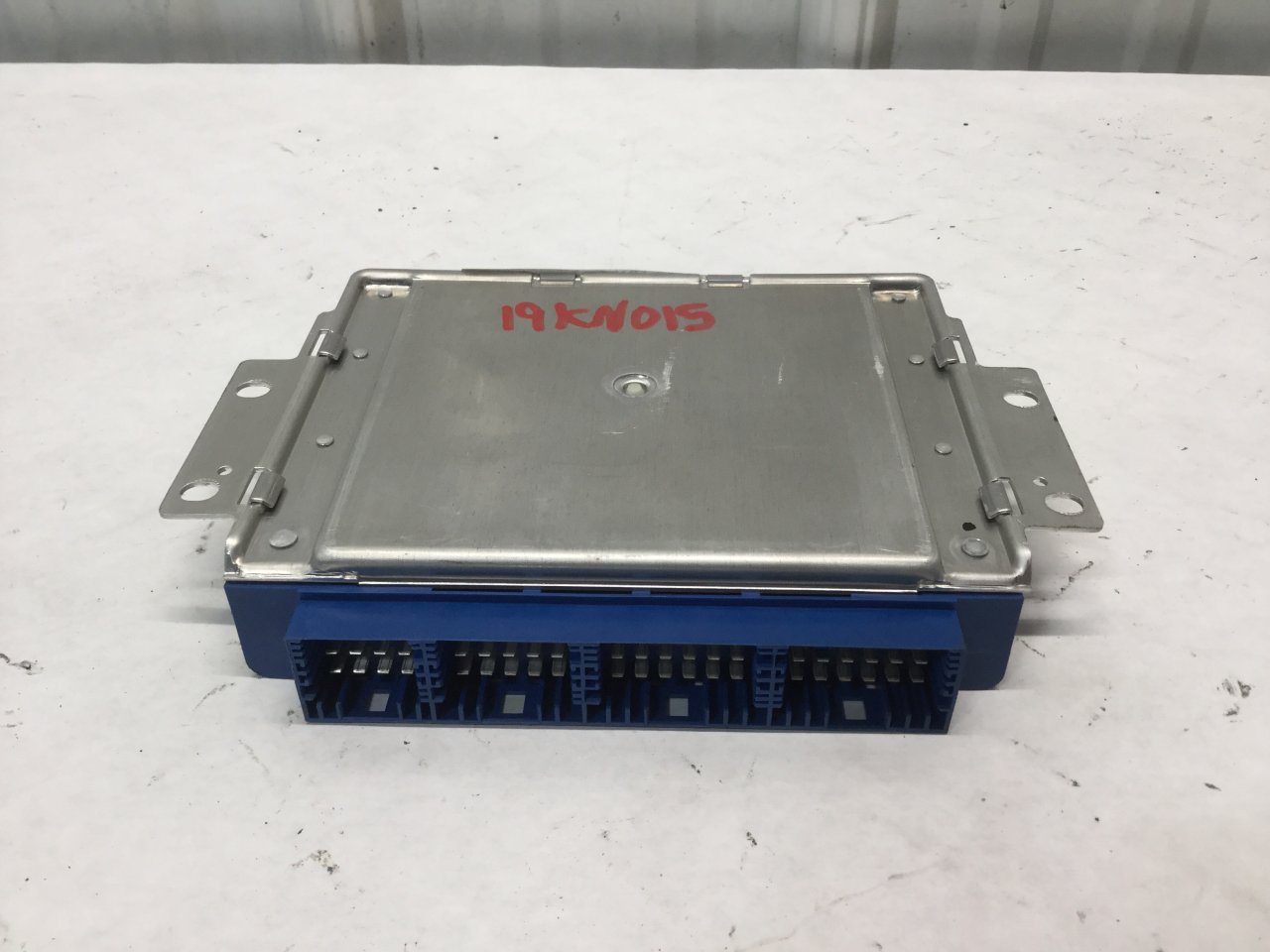 Q27-6073-309 | Kenworth T680 Brake Control Module (ABS) for Sale