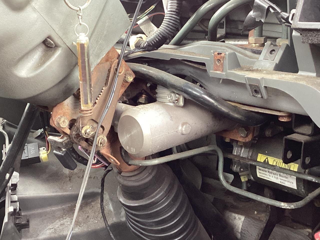 Mitsubishi FH Master Cylinder for Sale