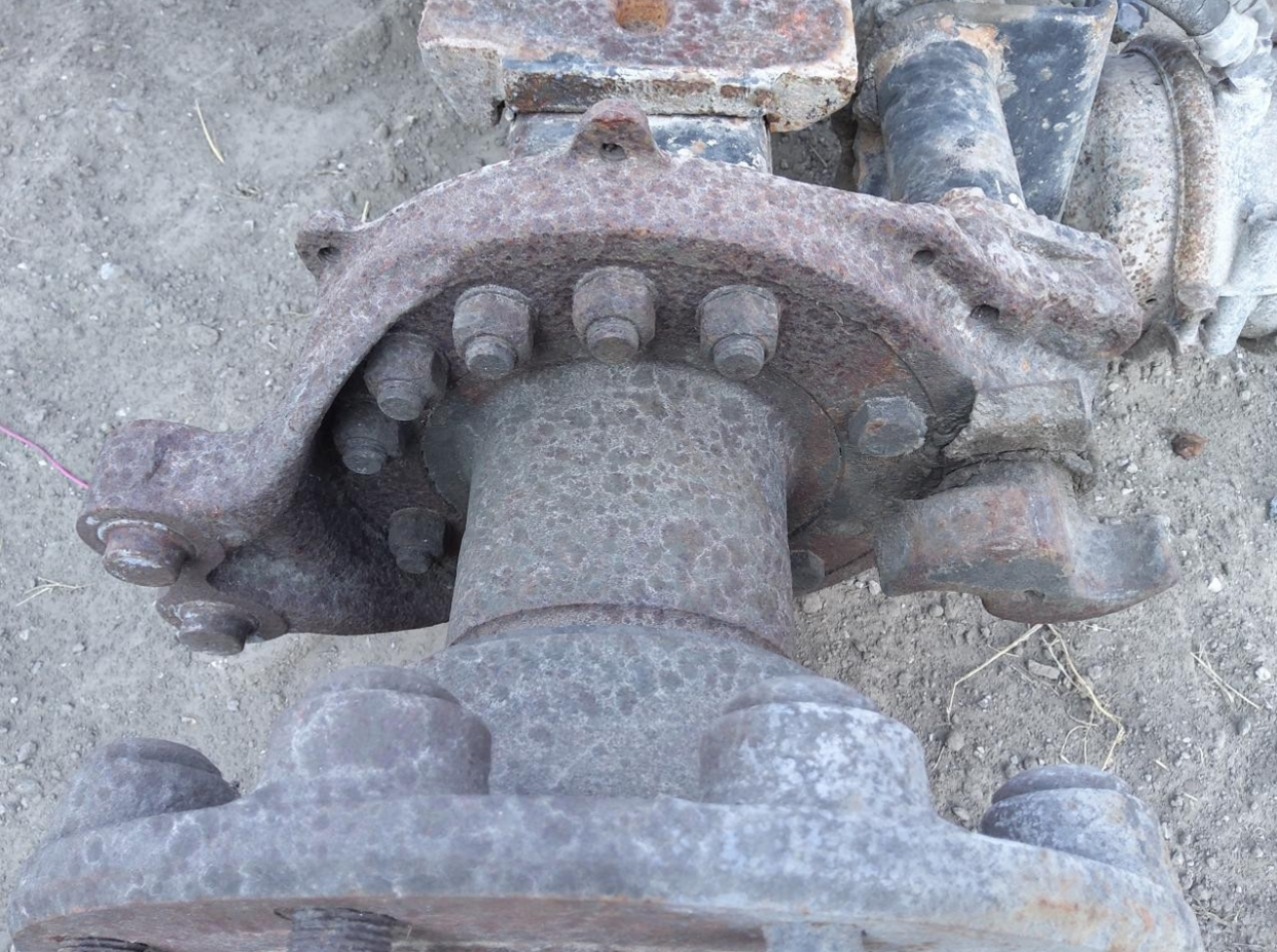 International S2300 Brake Backing Plate / Spider for Sale