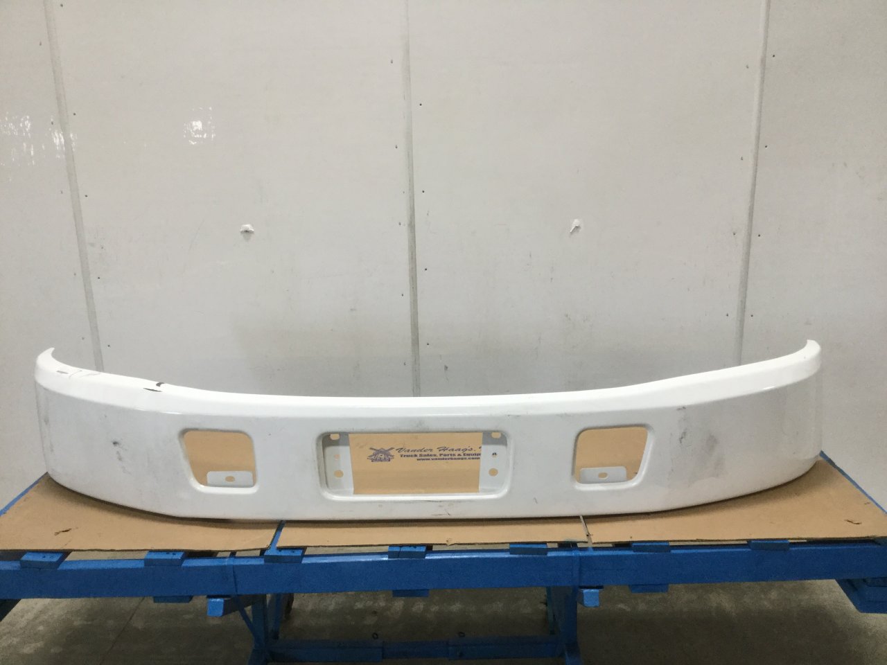 15-010102 | Hino 338 Bumper for Sale