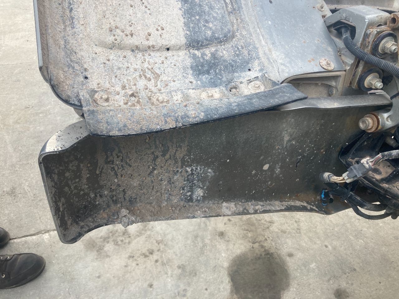 HV-0010-11 | Peterbilt 388 Bumper for Sale