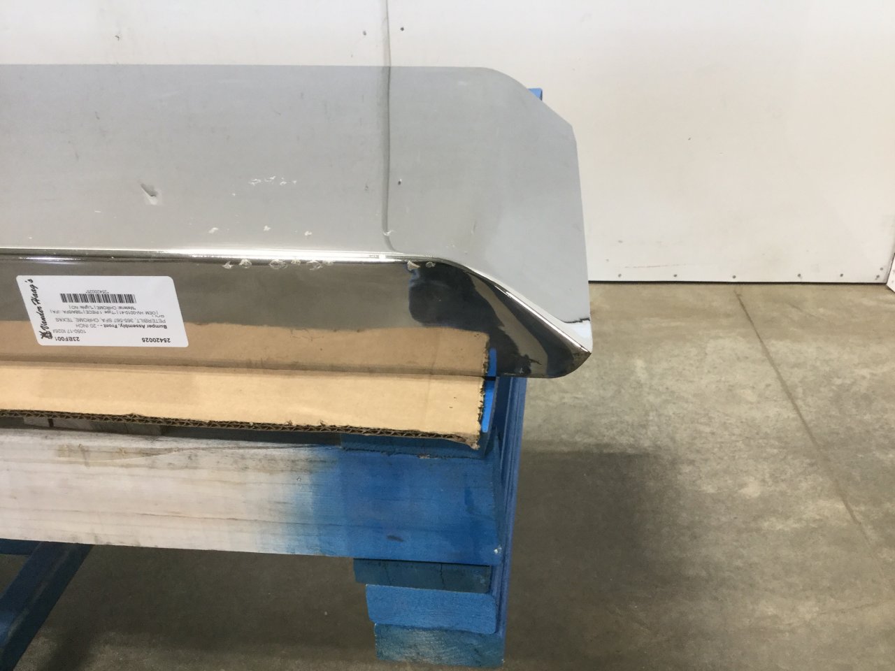 HV-0010-41 | Peterbilt 389 Bumper for Sale