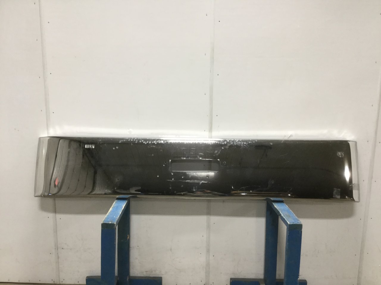 IH-0010-06 | Western Star Trucks 4900FA Bumper for Sale