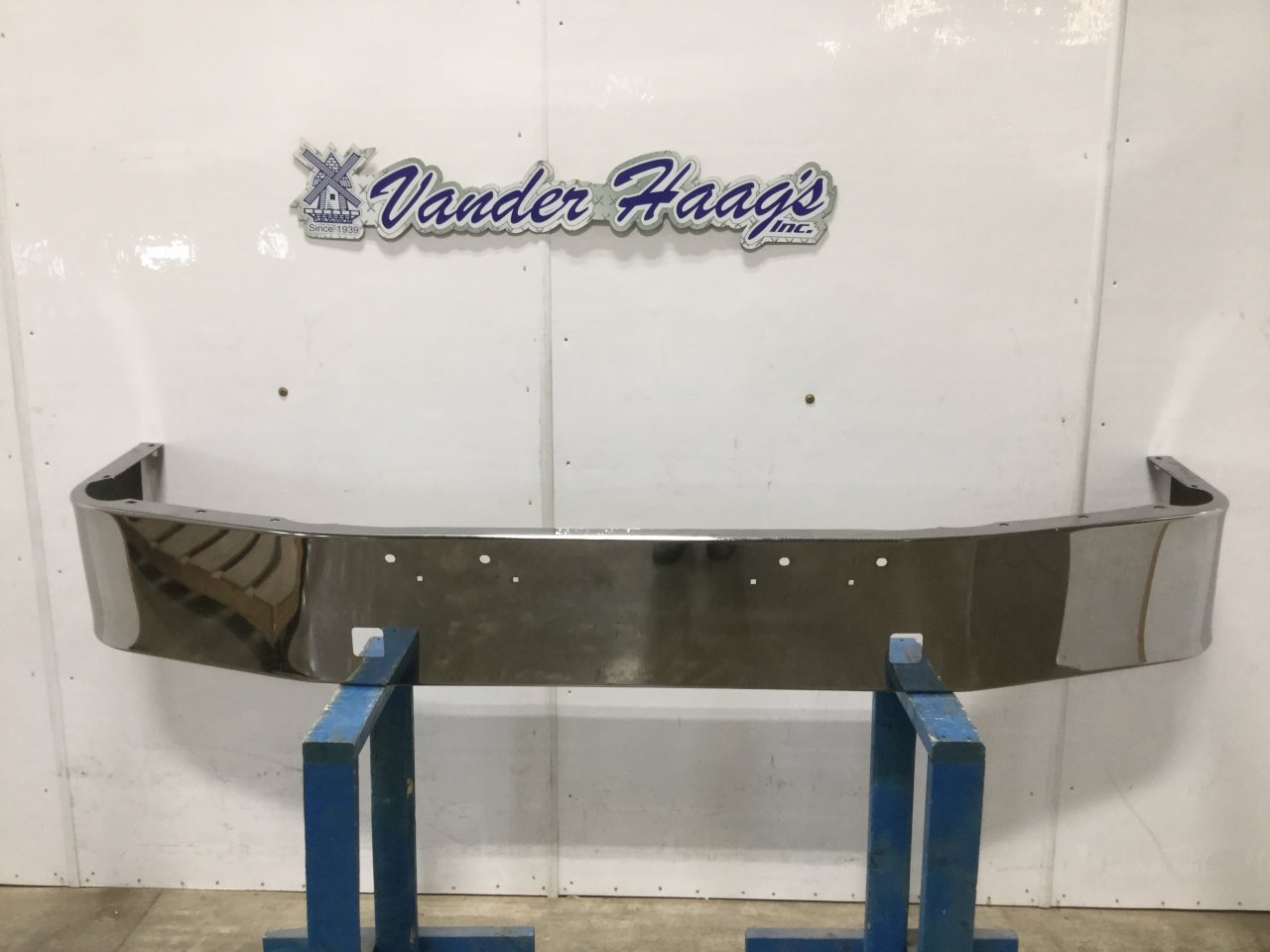 3367 | Peterbilt 567 Bumper for Sale