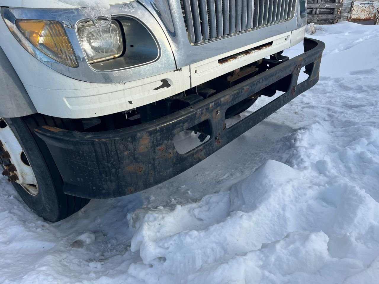 3553303C3 | International 7600 Bumper for Sale