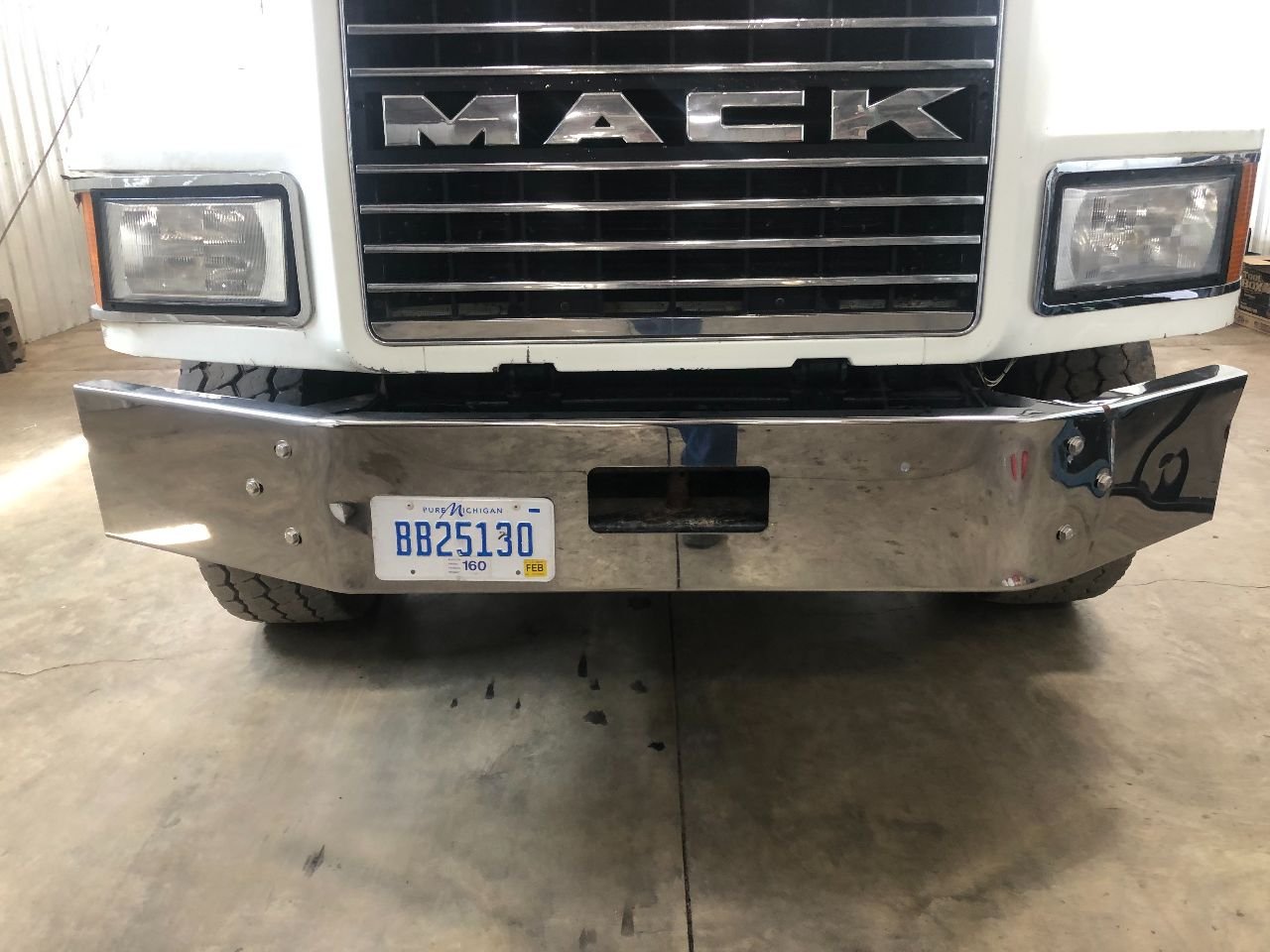 Mack CL600 Bumper for Sale