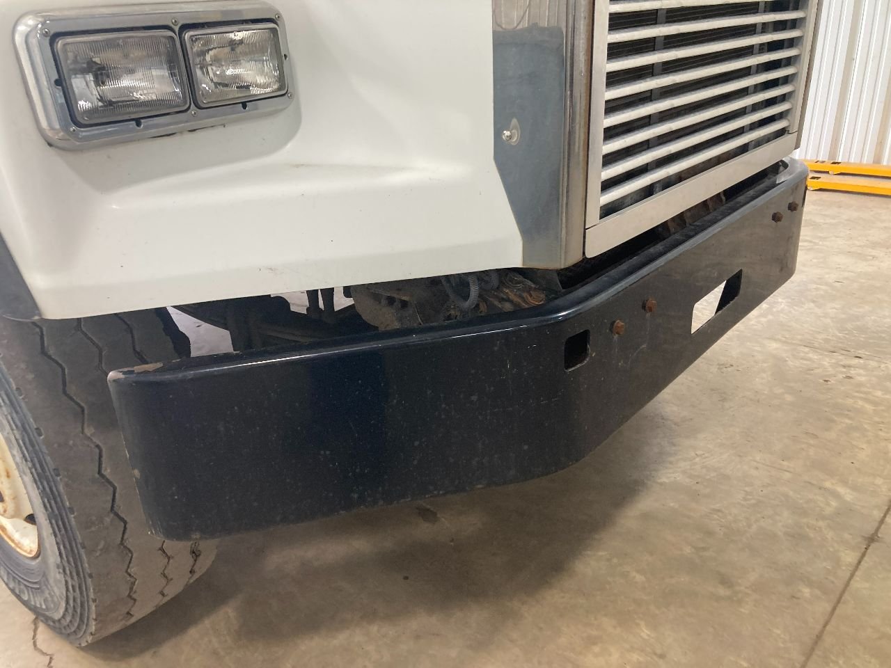 Freightliner FLD120SD Bumper for Sale