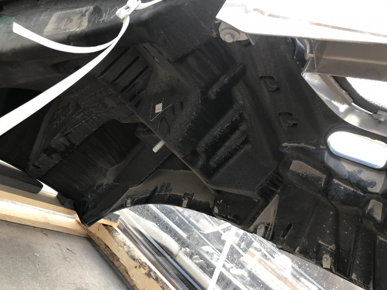 4169767C91 | International LT Bumper for Sale