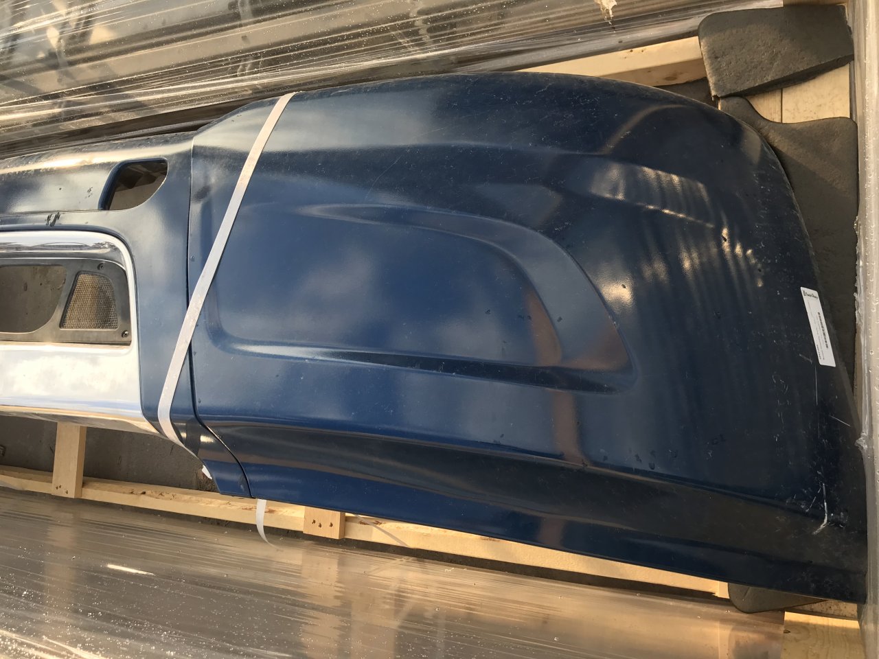 4169767C91 | International LT Bumper for Sale