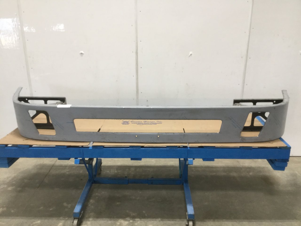 13-010100 | Volvo VNL Bumper for Sale