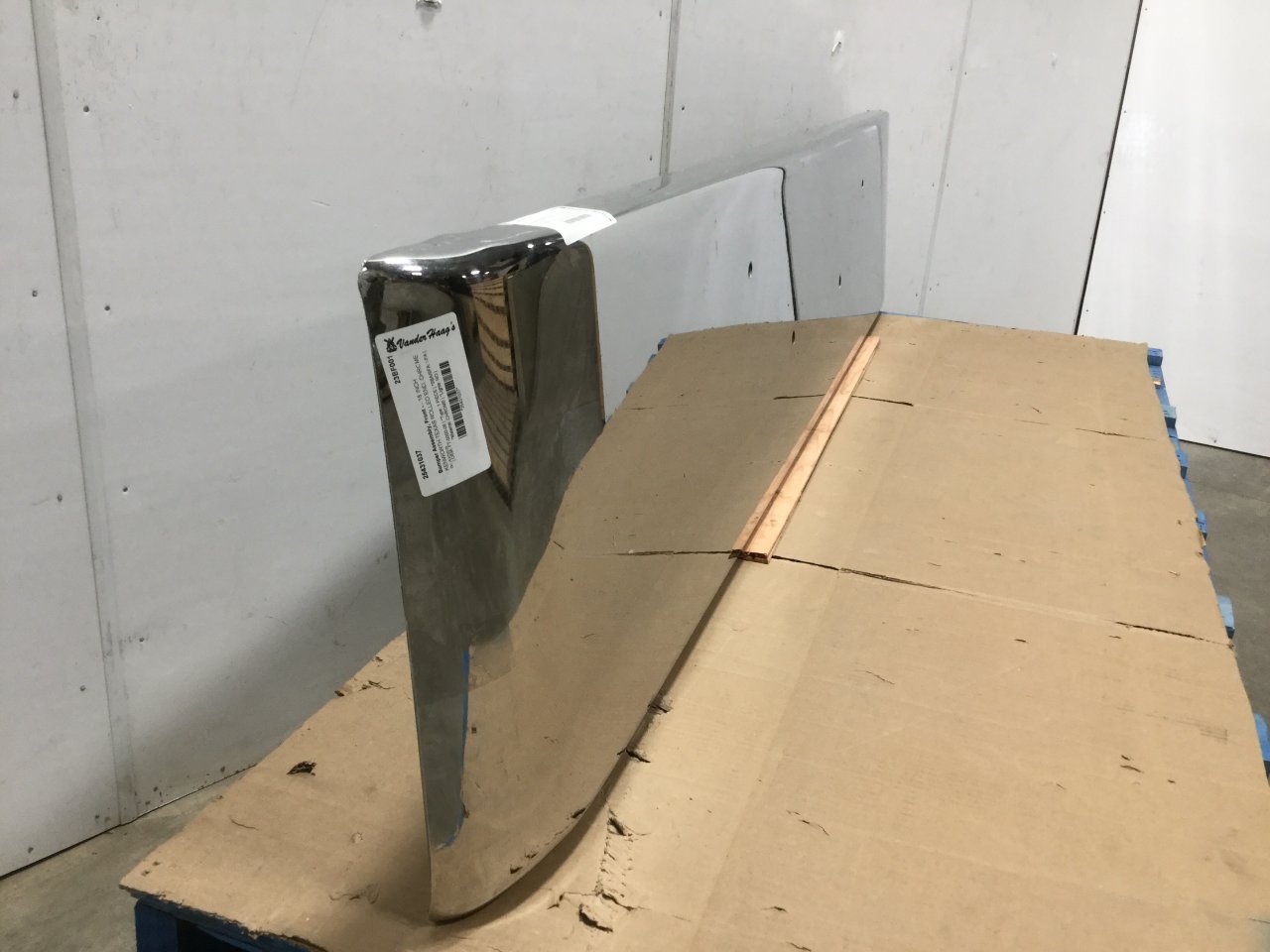Kenworth W900B Bumper for Sale