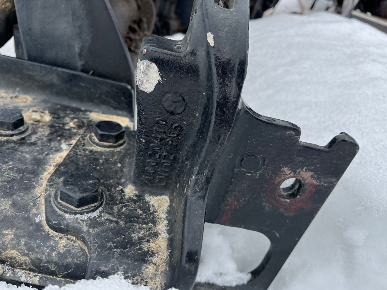 10020410 | Peterbilt 579 Bumper Bracket for Sale