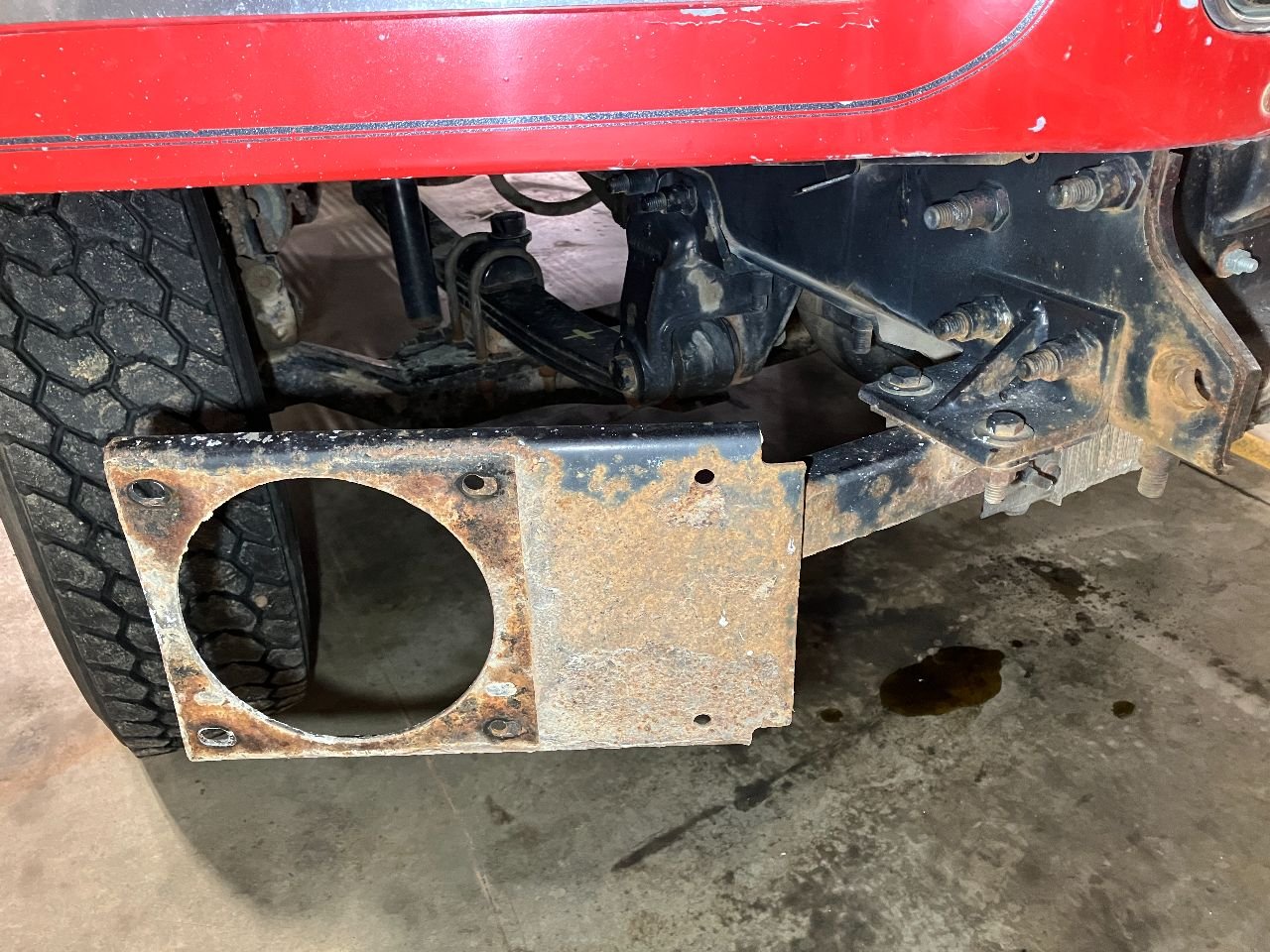 Mack CH600 Bumper Bracket for Sale