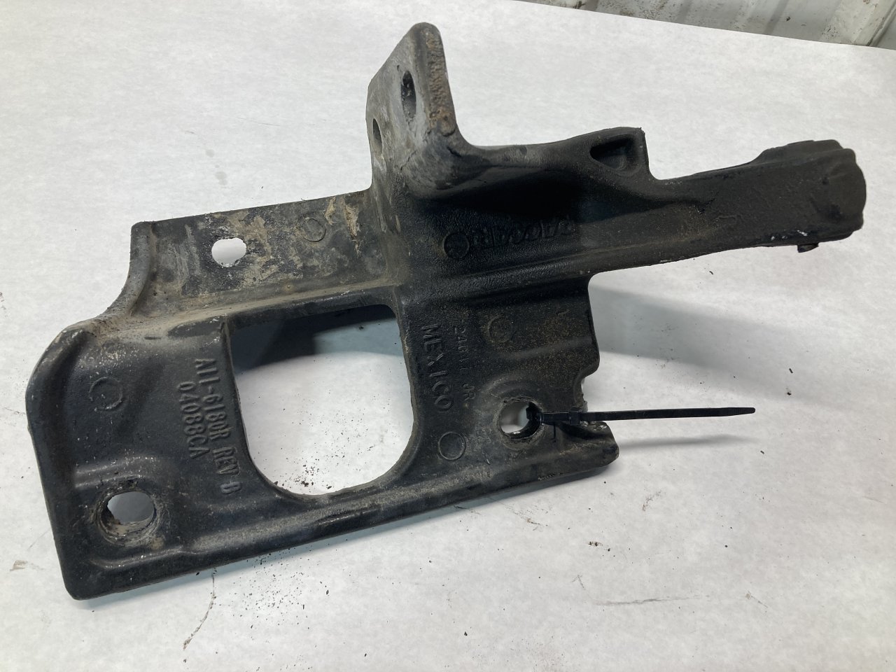 1002041 | Kenworth T680 Bumper Bracket for Sale