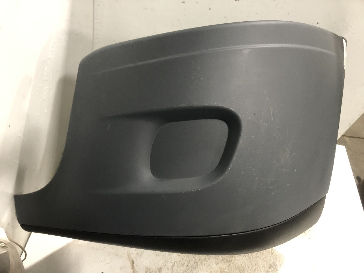 Freightliner CASCADIA Bumper End for Sale