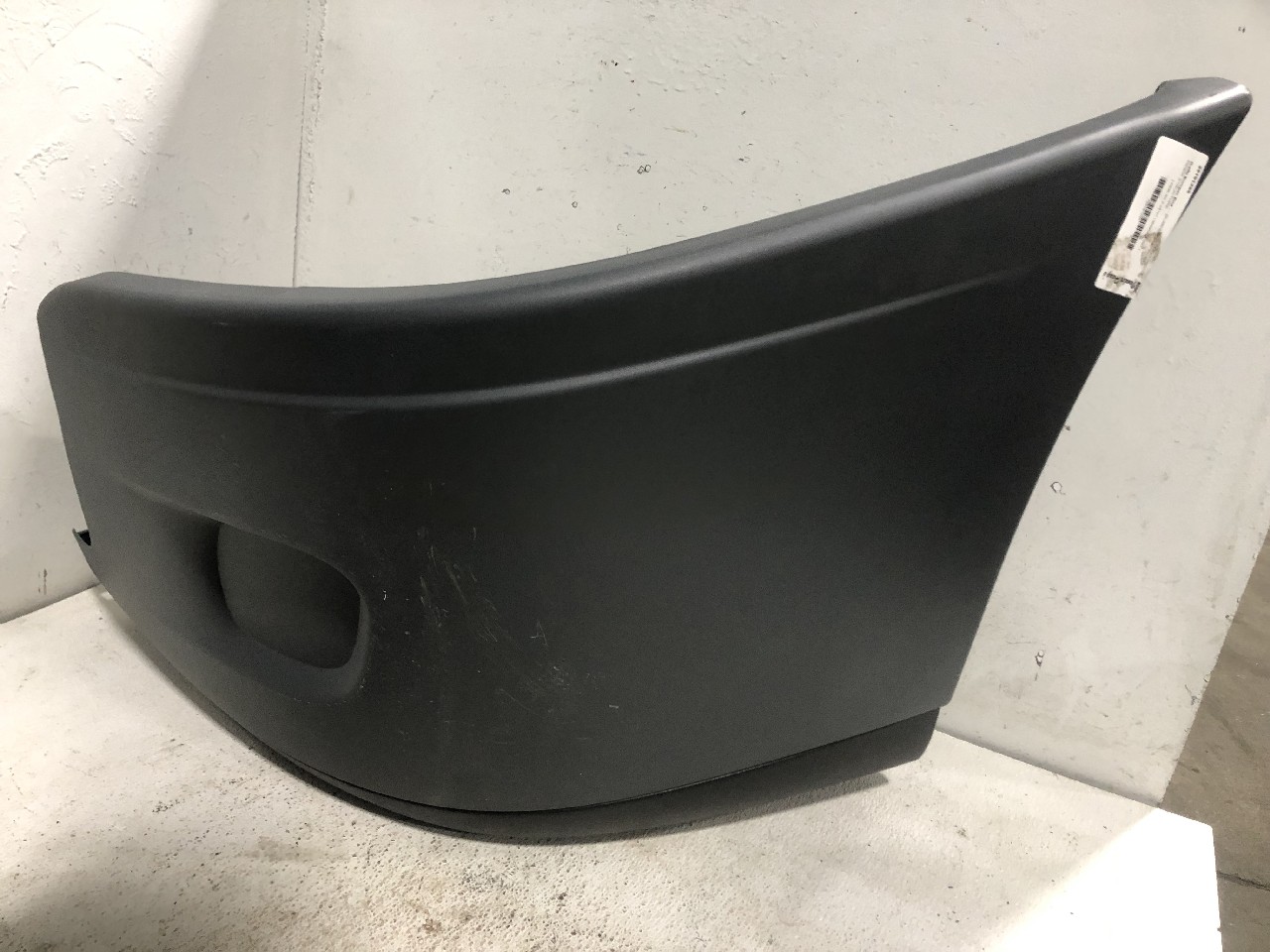 SS S-24107 | Freightliner CASCADIA Bumper End for Sale