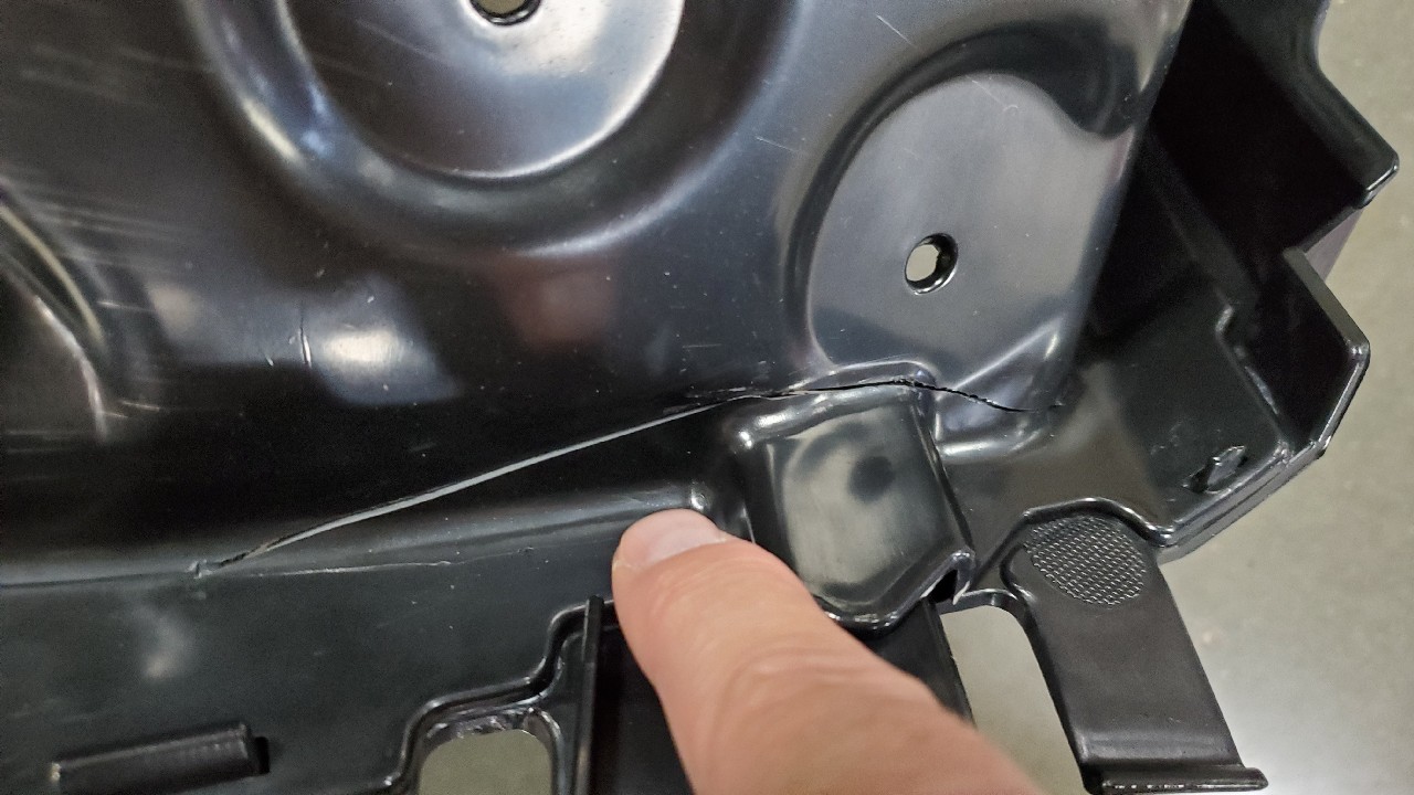 82721510 | Volvo VNL Bumper End for Sale