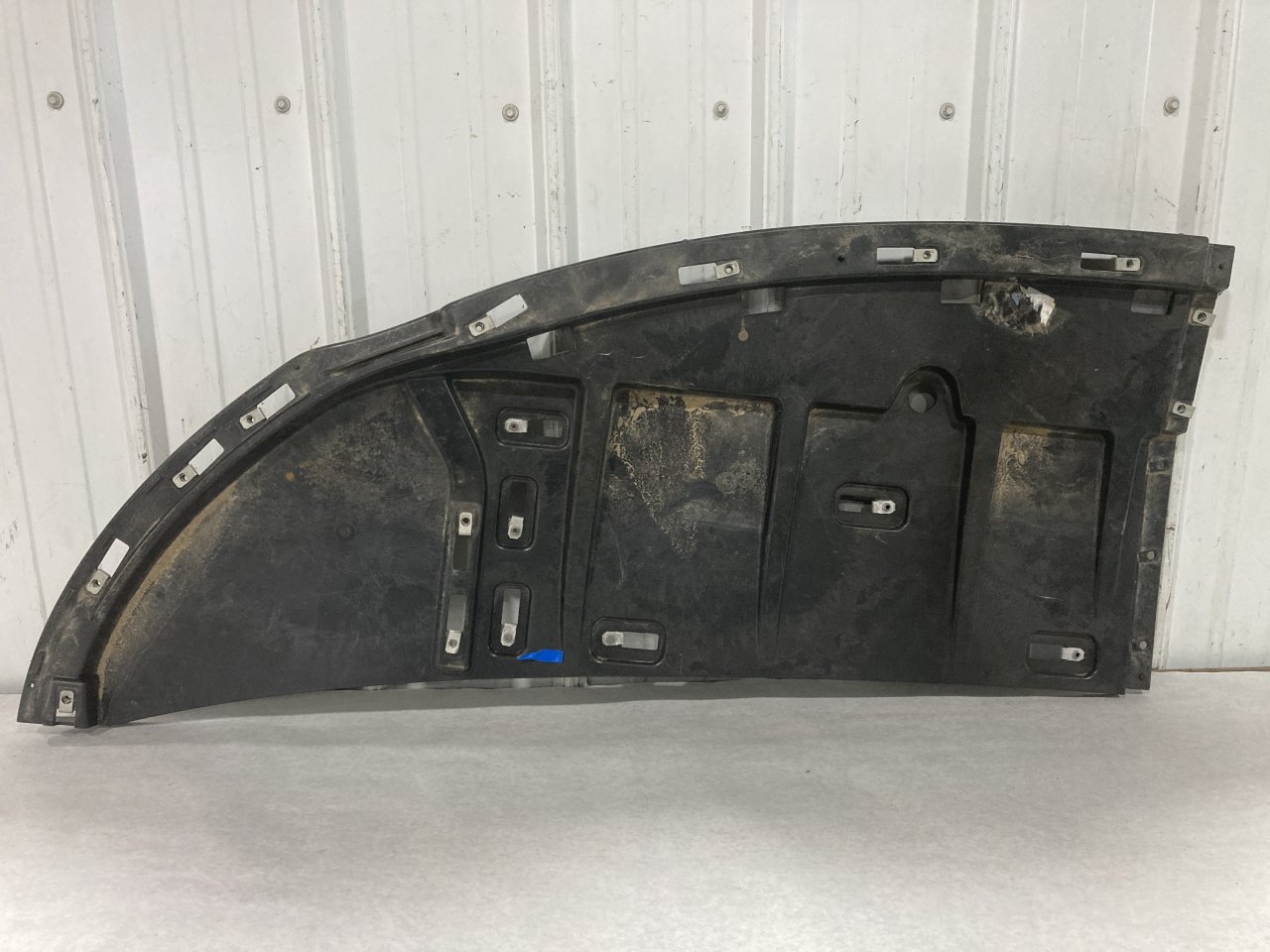 N77-1115 | Kenworth T680 Bumper, Misc Parts for Sale