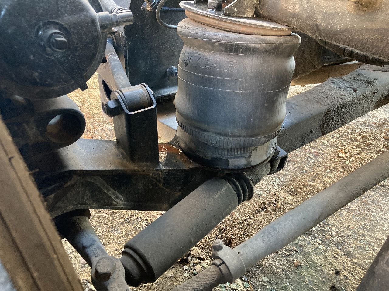 Ridewell Suspensions 2339031-00 Lift (Tag / Pusher) Axle for Sale