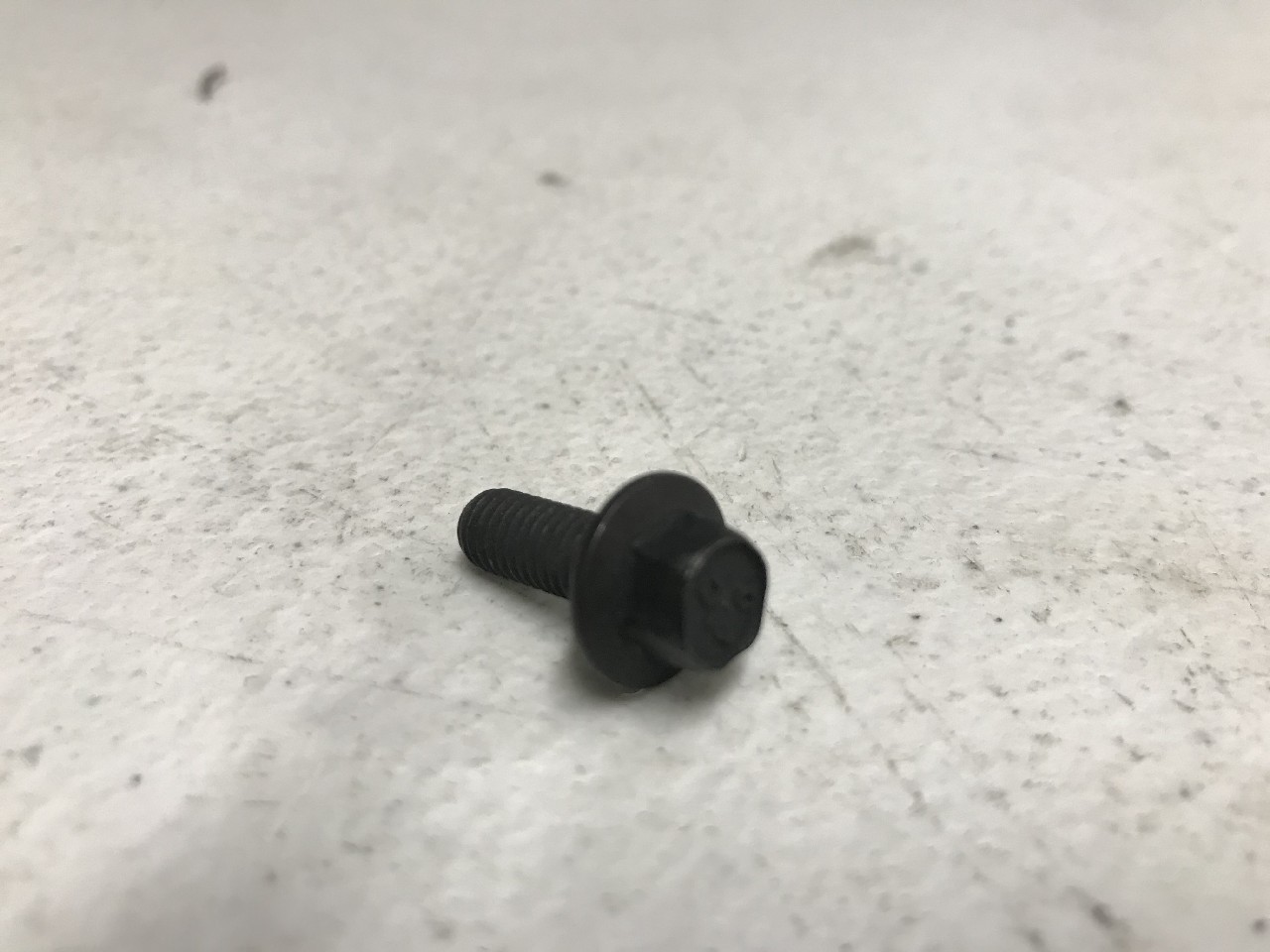 Cummins 3913638 Engine Fastener for Sale