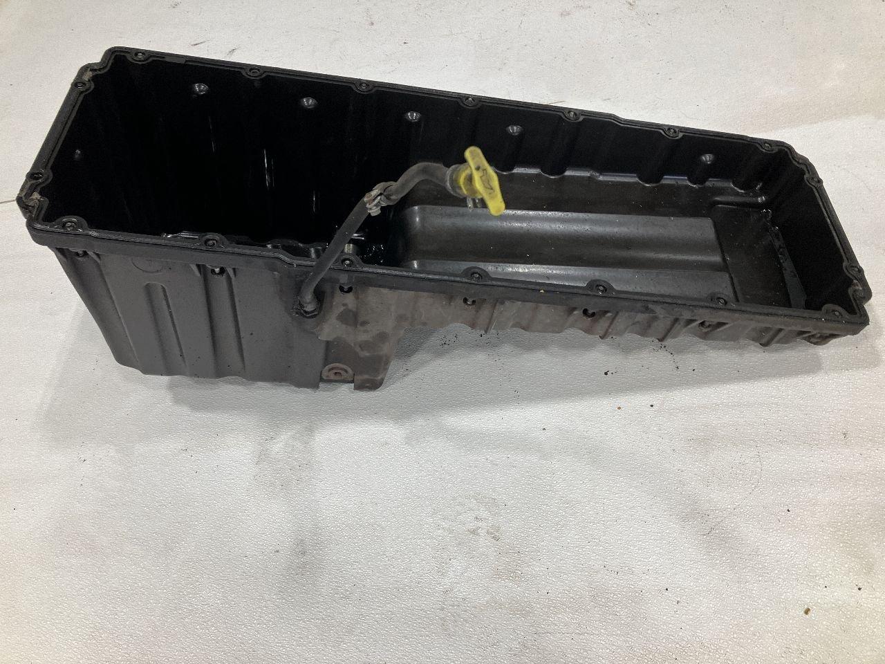 DDCA4720102813 | Detroit DD15 Engine Oil Pan for Sale