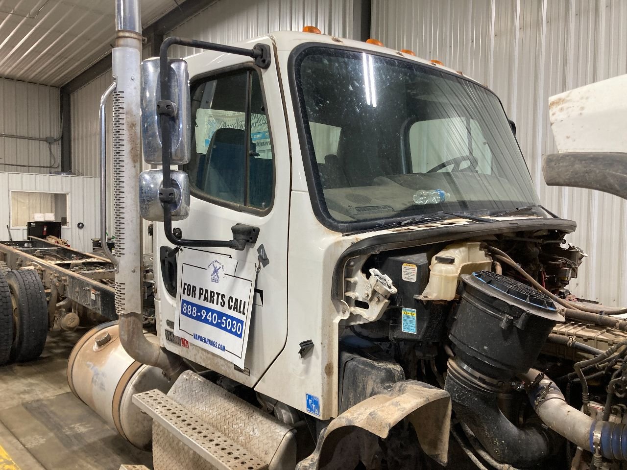 Freightliner 114SD Cab Assembly for Sale