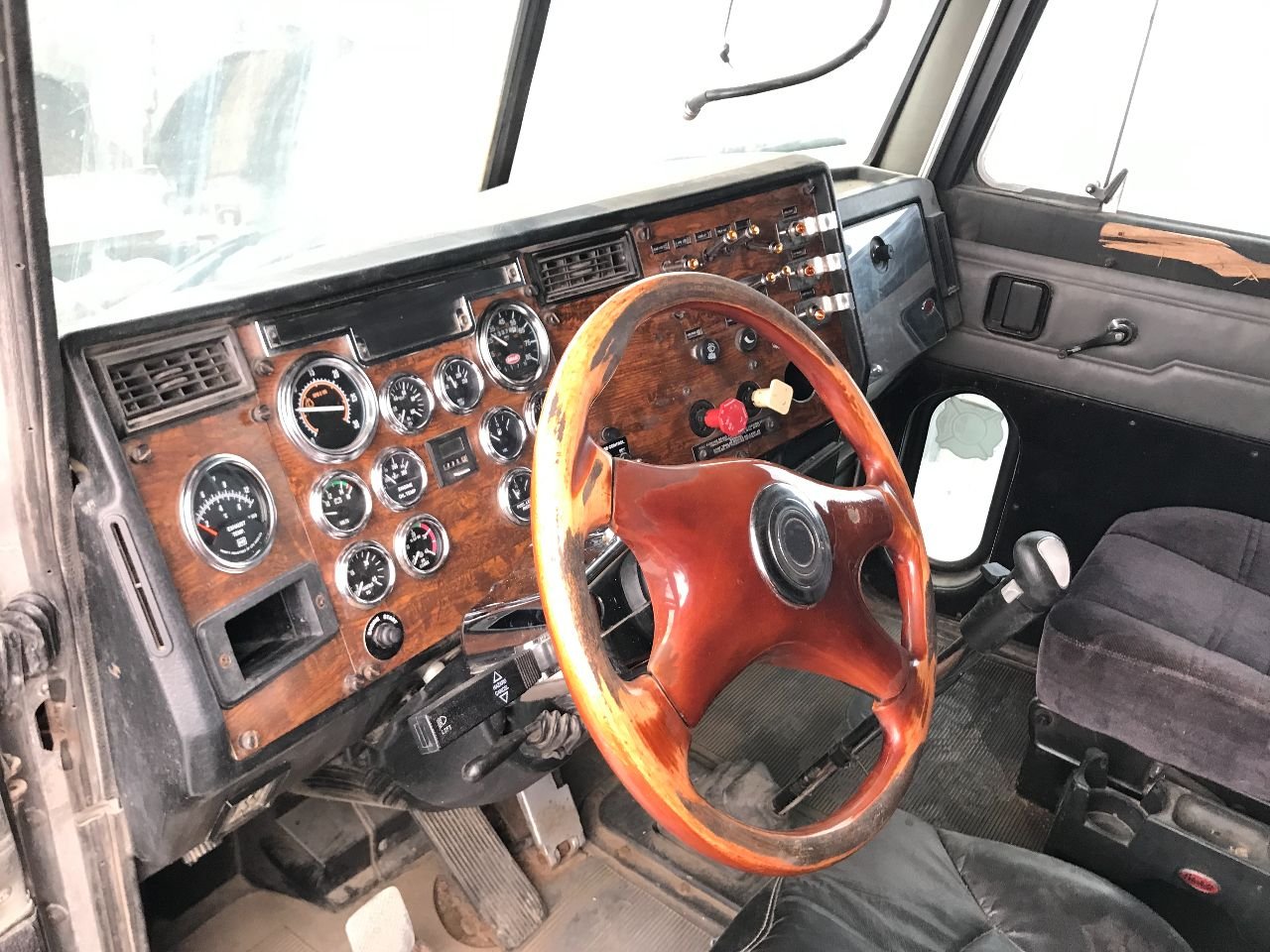 Peterbilt 378 Dash Assembly for Sale