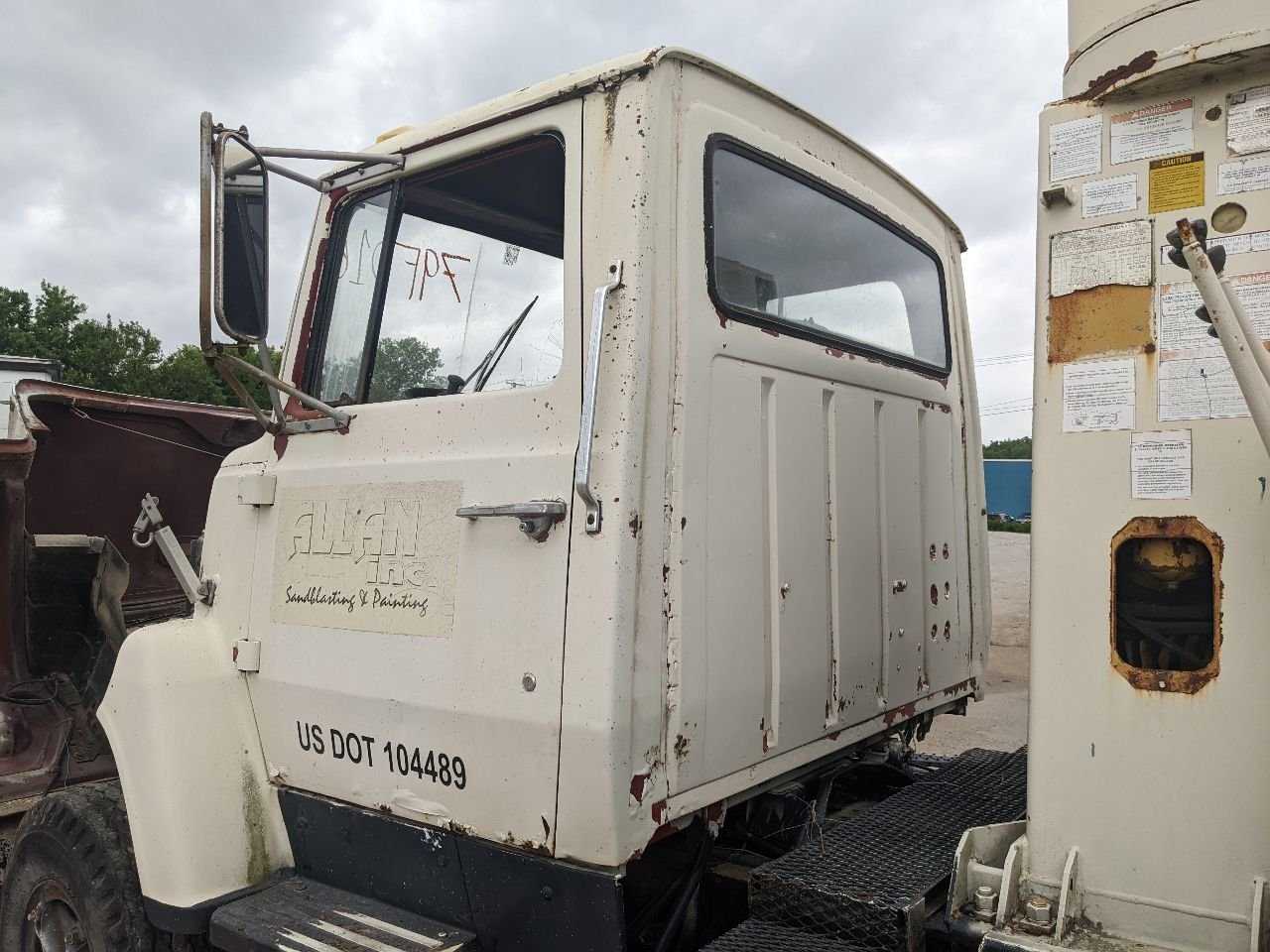 Ford LN800 Cab Assembly for Sale