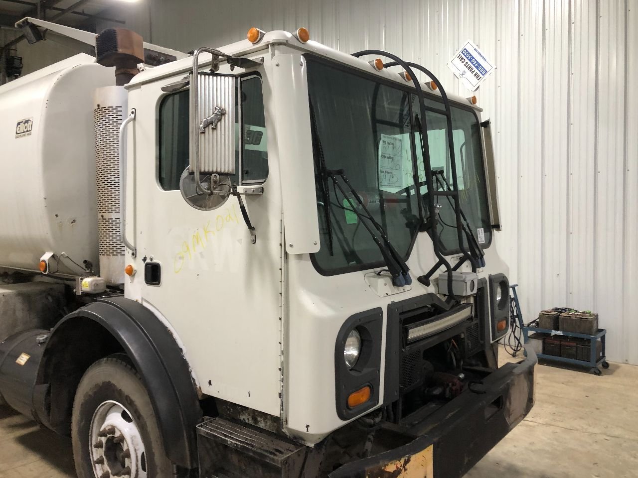 Mack MRU613 Cab Assembly for Sale
