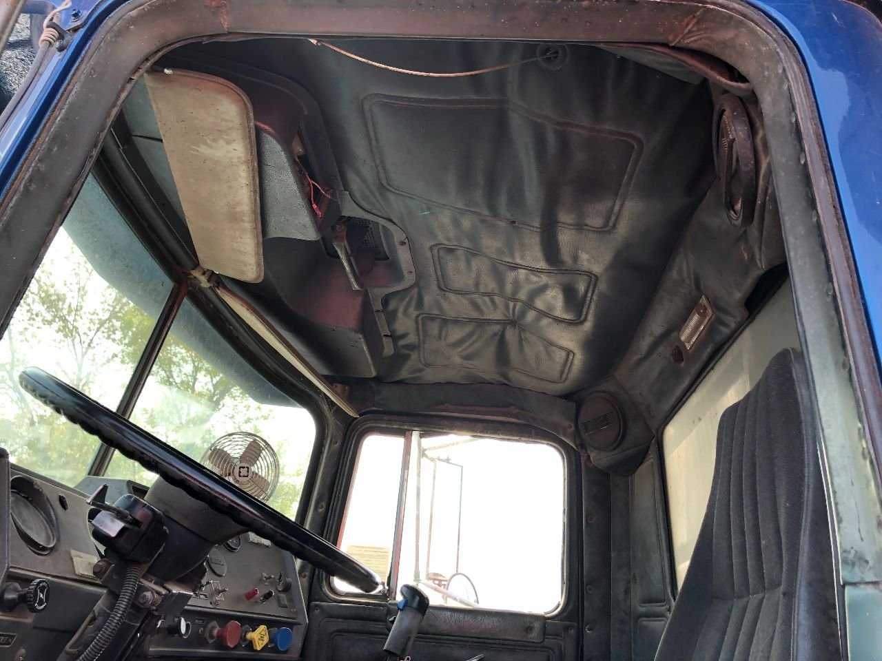 Mack R600 Cab Assembly for Sale