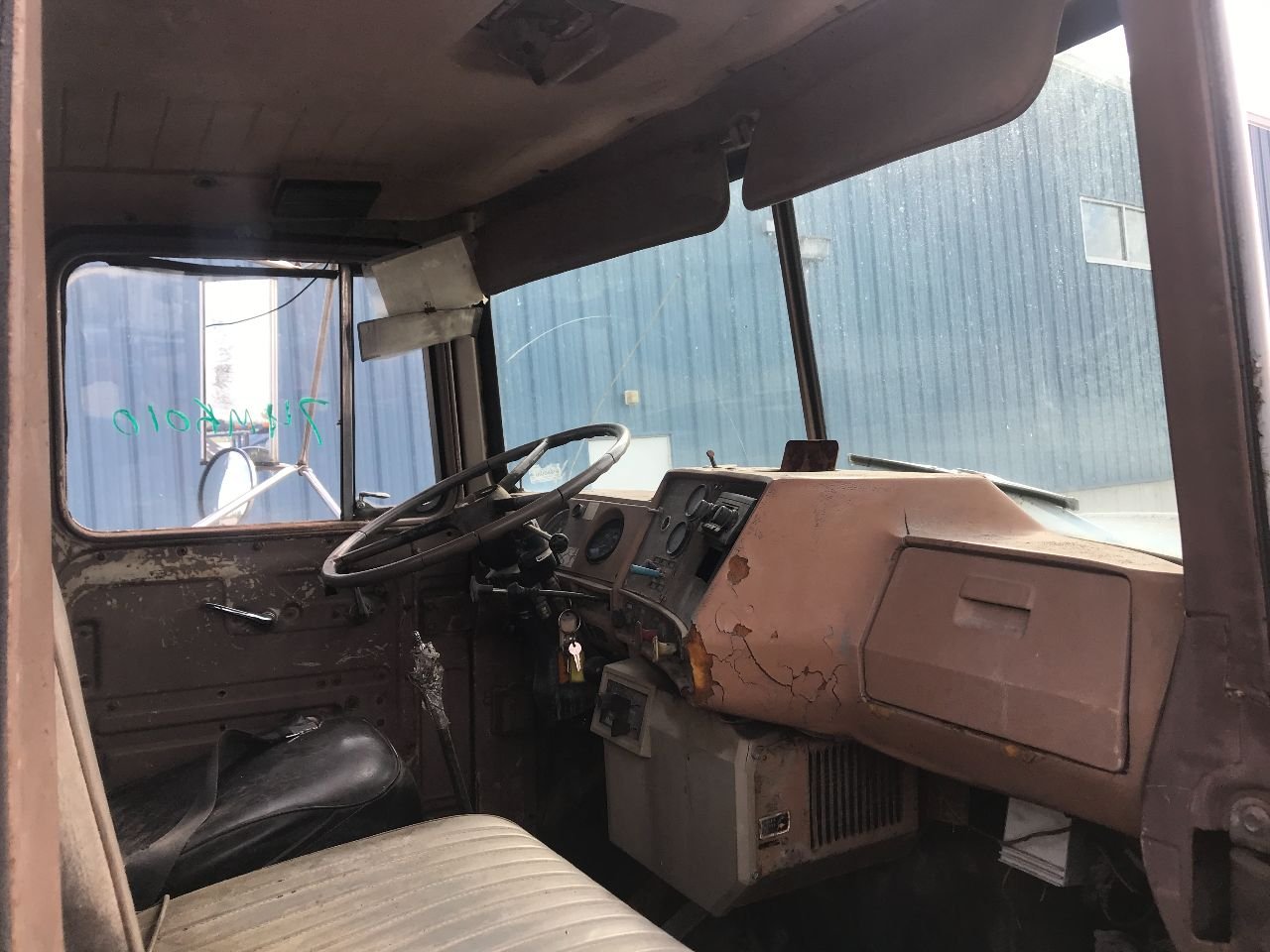 Mack R600 Cab Assembly for Sale