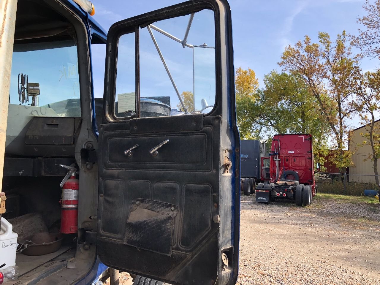 Mack R600 Door, Interior Panel for Sale