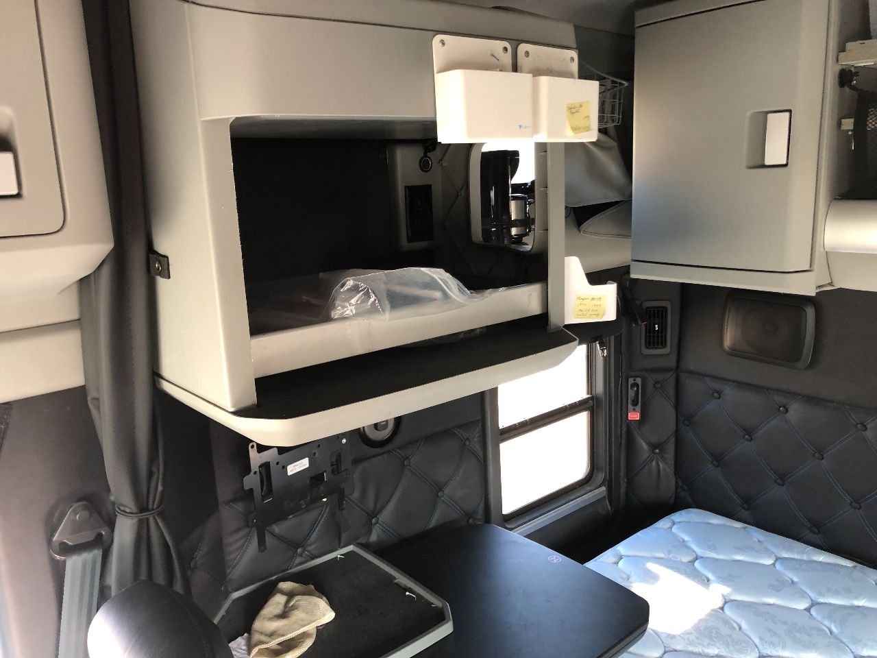 Kenworth W990 Cab Assembly for Sale