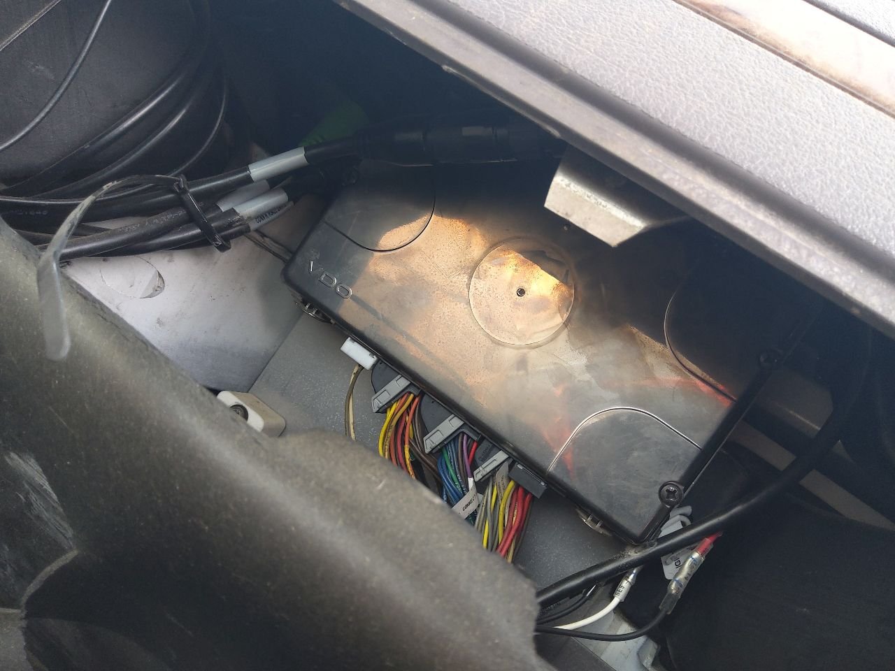 Q21-1076-1-100 | Peterbilt 387 Cab Control Module CECU for Sale