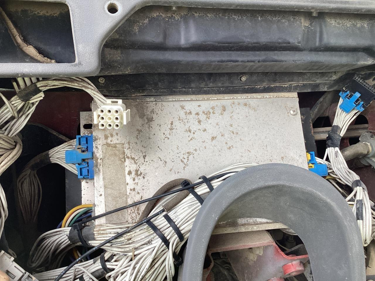 000-446-3035 | Western Star Trucks 4900EX Cab Control Module CECU for Sale