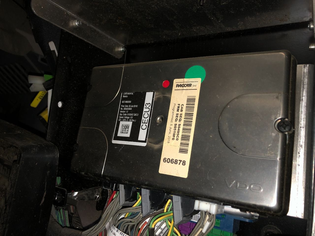 Q21-1076-2-100 | Peterbilt 567 Cab Control Module CECU for Sale