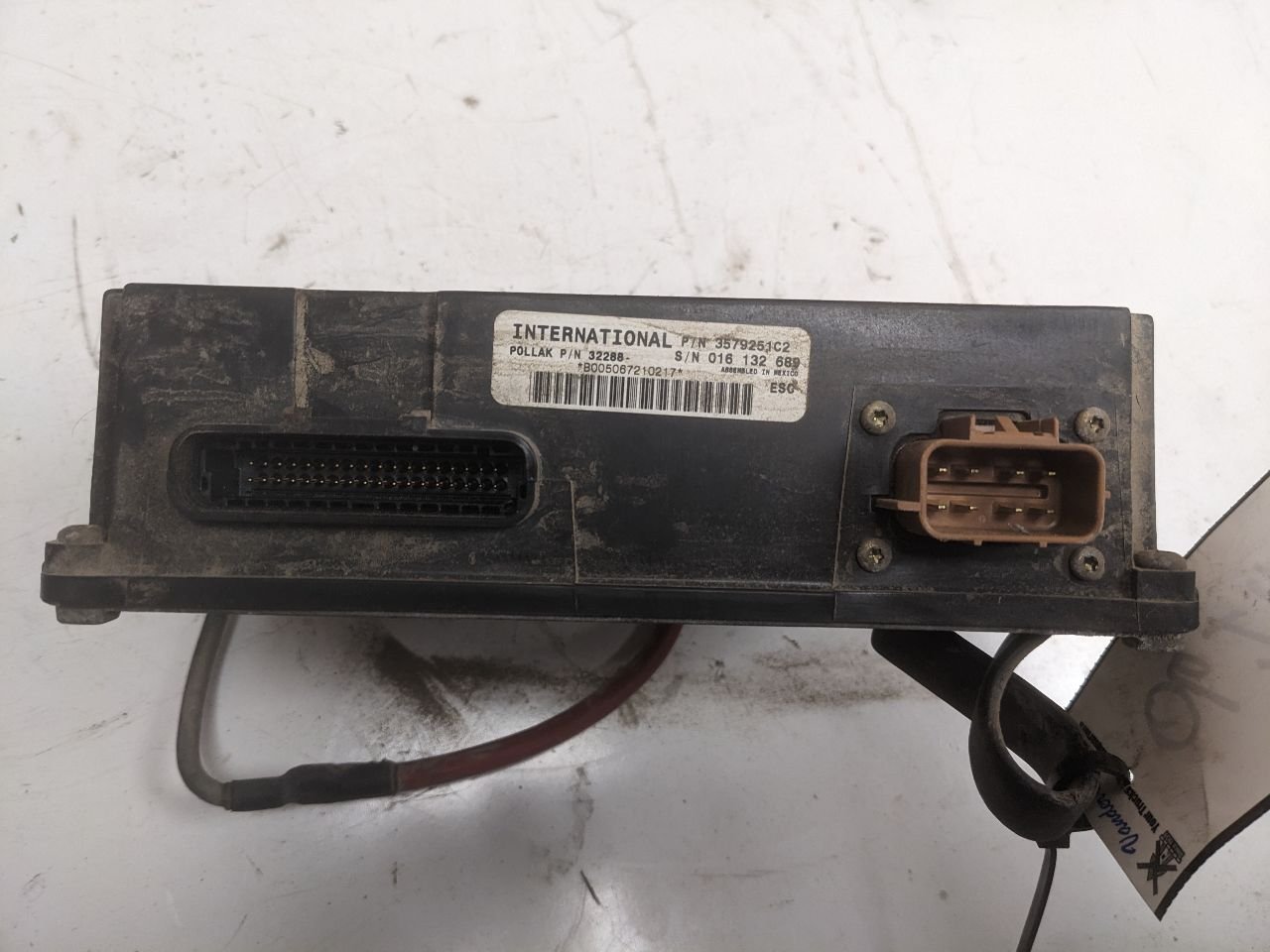3579251C2 | International 7600 Cab Control Module CECU for Sale