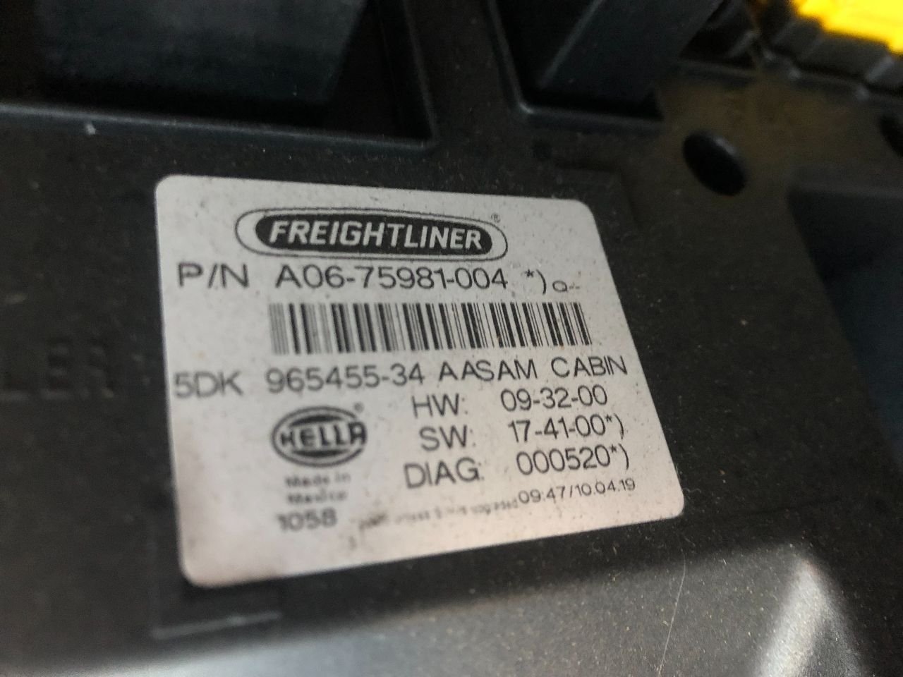 A06-75981-004 | Freightliner CASCADIA Cab Control Module CECU for Sale