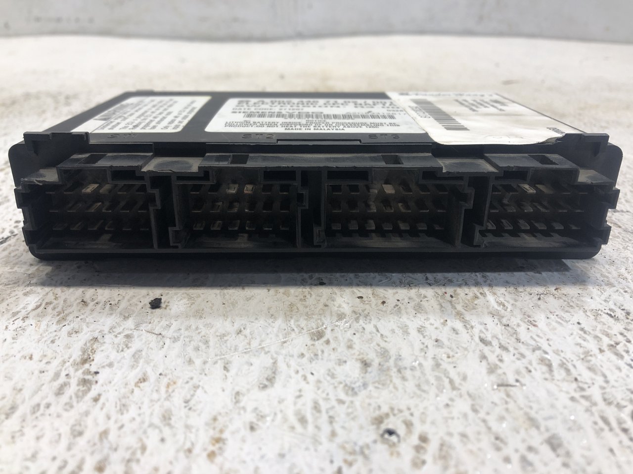 A0024467102 | Freightliner COLUMBIA 120 Cab Control Module CECU for Sale