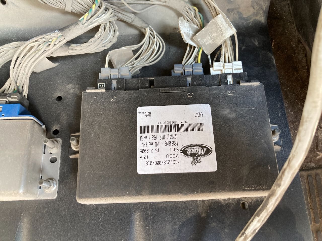 20960038 | Mack RD400 Cab Control Module CECU for Sale