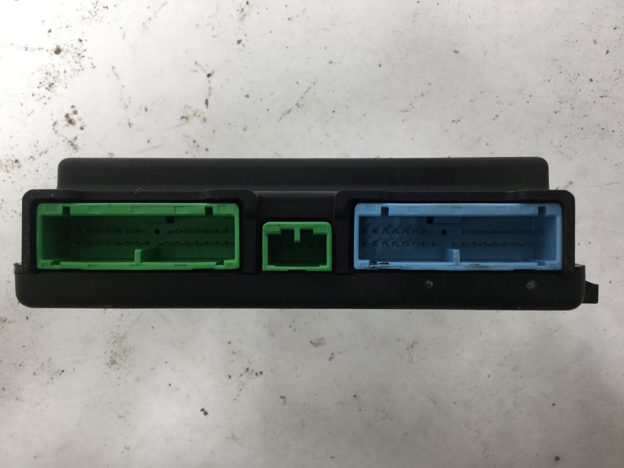 21720495-P02 | Mack GU813 Cab Control Module CECU for Sale