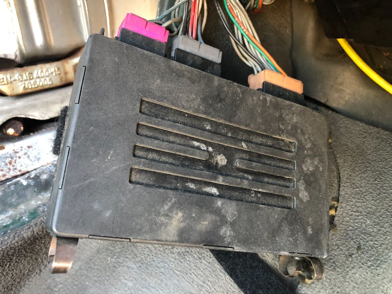 A000-446-3635 | Sterling L9501 Cab Control Module CECU for Sale