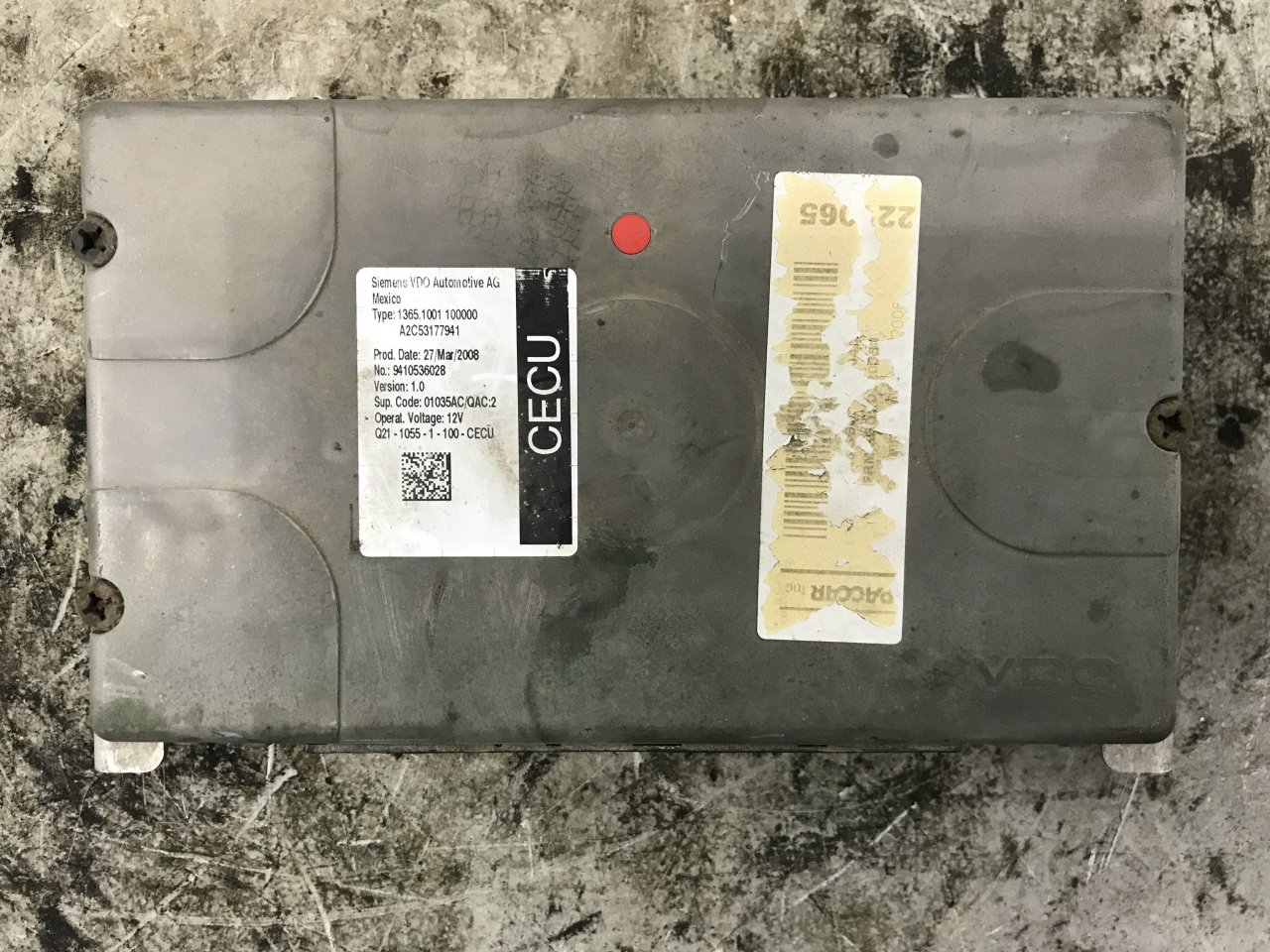 Q21-1055-1-100 | Kenworth T660 Cab Control Module CECU for Sale