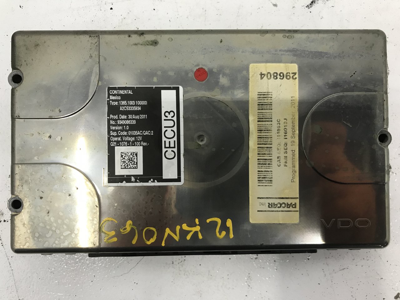 93492752820 | Kenworth T700 Cab Control Module CECU for Sale