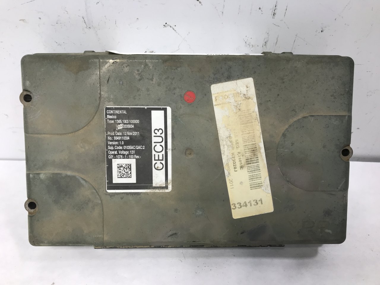 Q21-1076-1-100 | Kenworth T800 Cab Control Module CECU for Sale