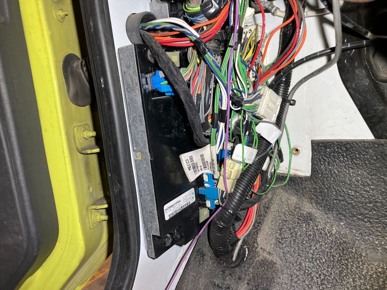 3833153C5 | International TERRASTAR Cab Control Module CECU for Sale