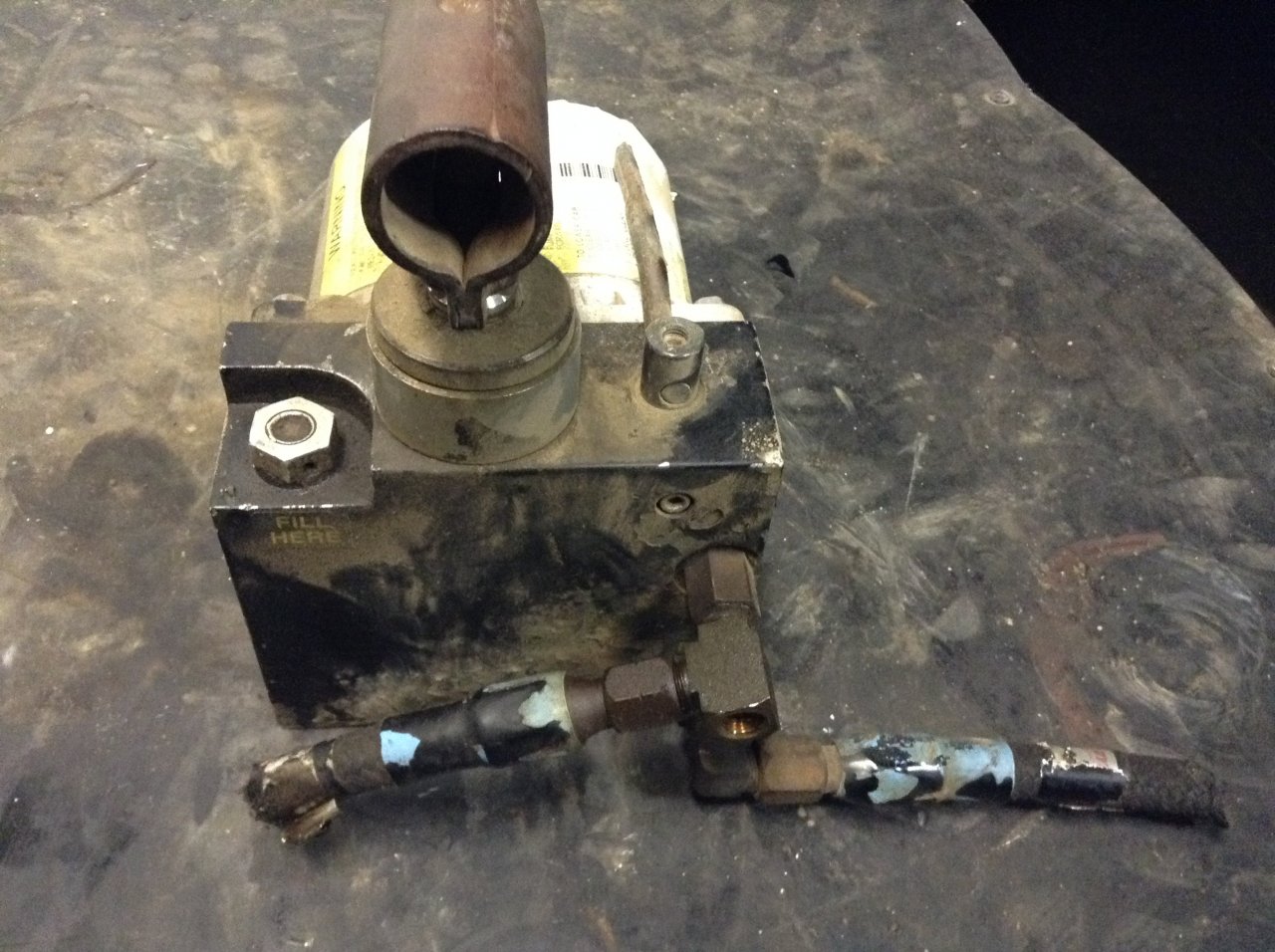 Peterbilt 320 LCF Cab Jack for Sale